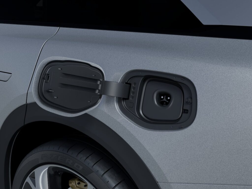 Lucid Gravity Will Be Equipped With the NACS Charging Port