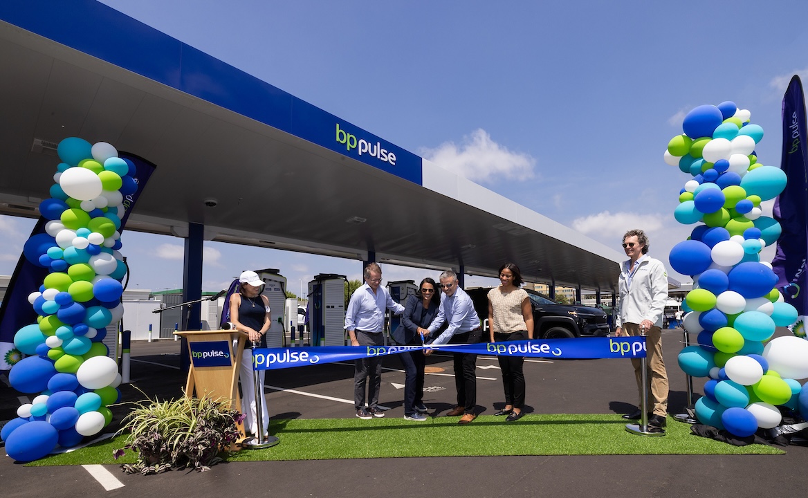 BP Pulse Opened Its Largest DC Fast-Charging Hub in the US: 48 Stalls