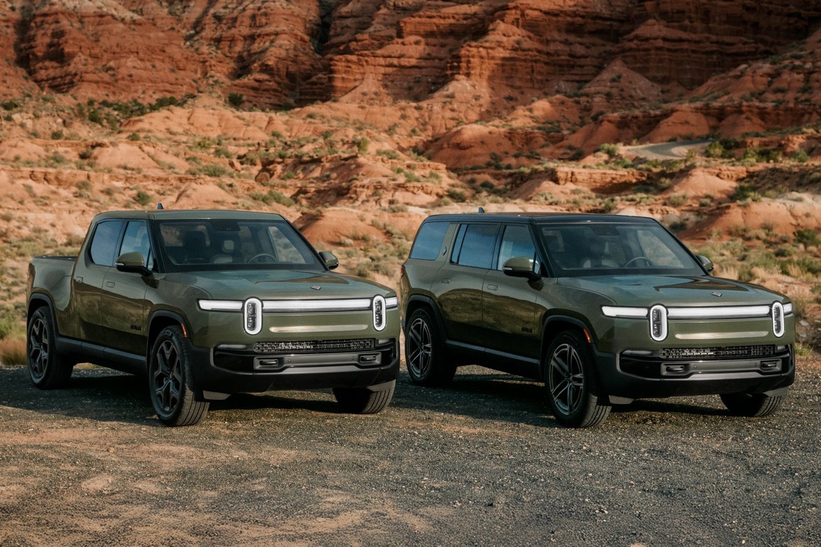 2026 Rivian R1S and R1T Comes Standard With NACS Charging Port