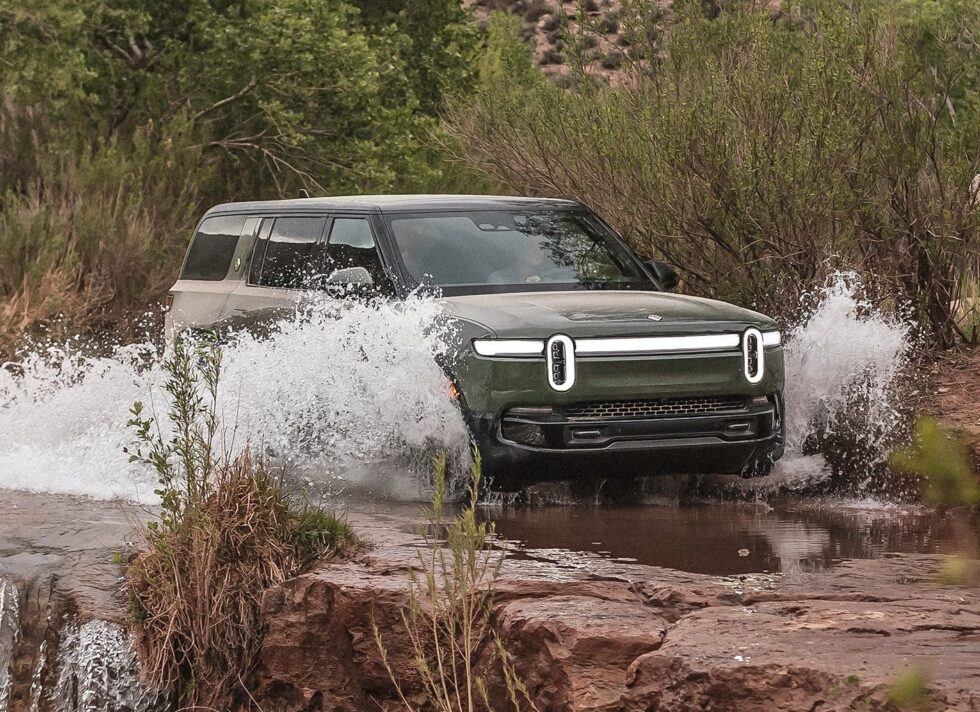 2026 Rivian R1S and R1T Comes Standard With NACS Charging Port