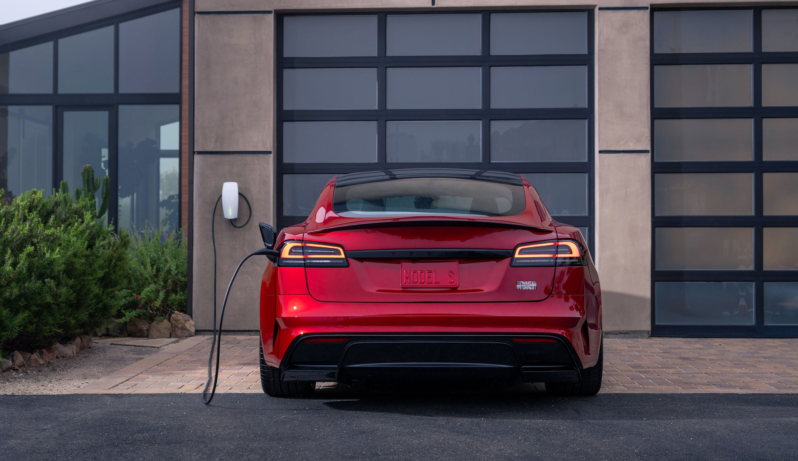 Tesla's New Nickel-Based Battery Cells Will Get A Higher Daily Charge ...